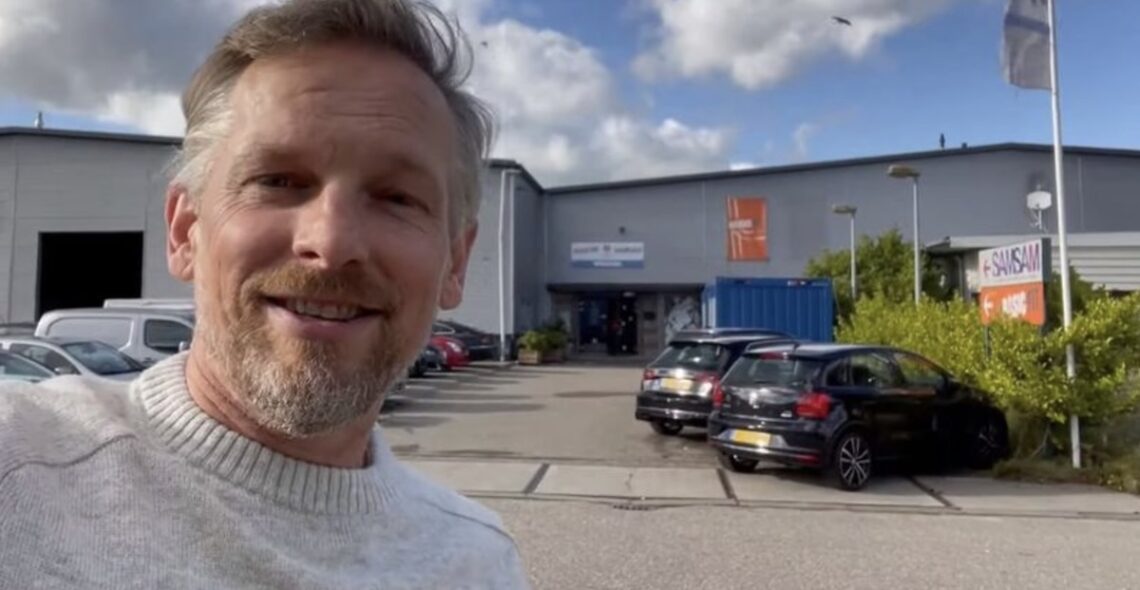Onze gedachten zijn momenteel bij Barry Atsma (53)