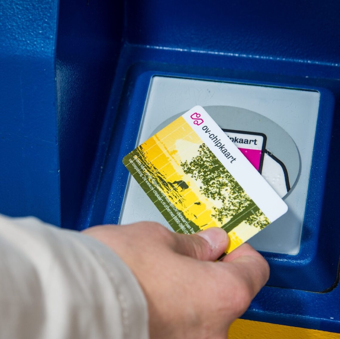 Ov-chipkaart verdwijnt binnenkort: ‘Doe dit nu voordat het te laat is ...